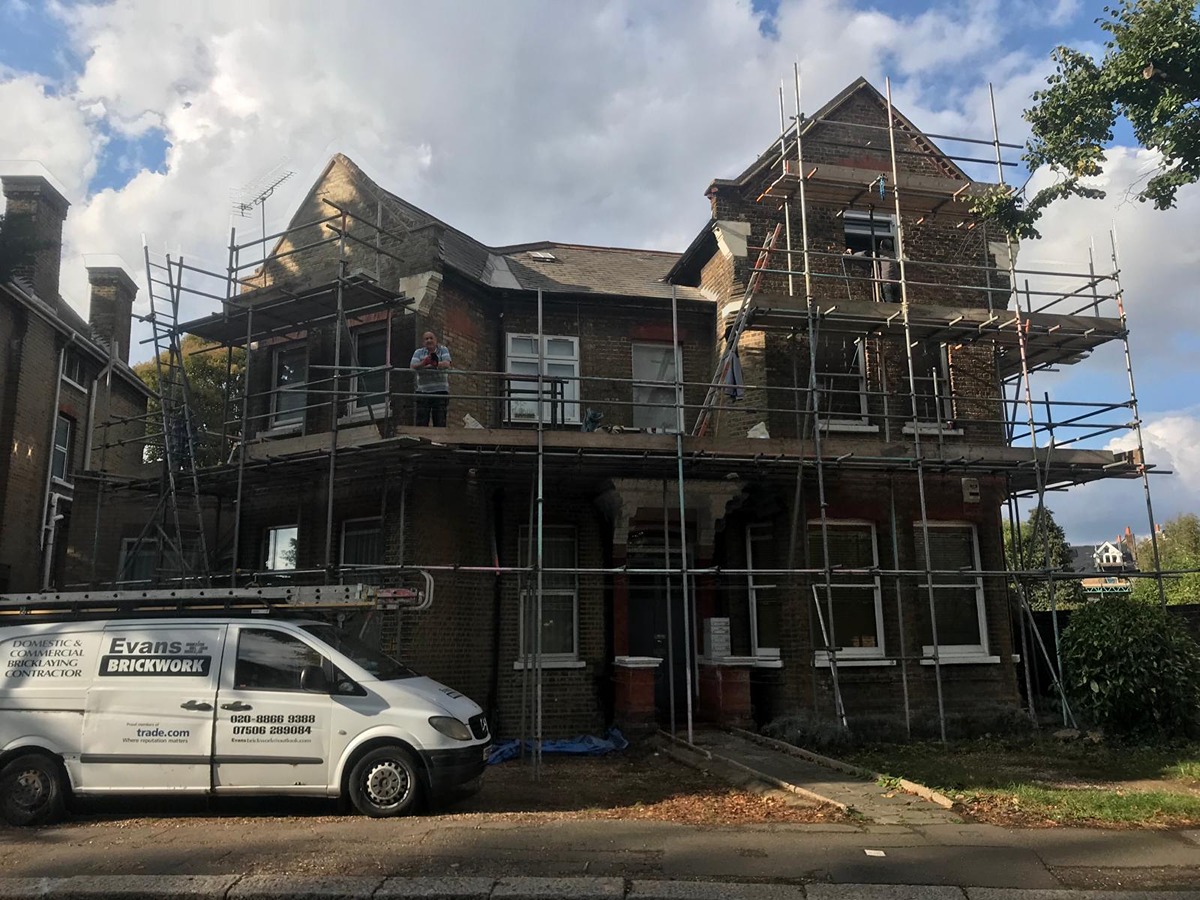 Local Builders Near Me Berkhamsted, Watford & St Albans